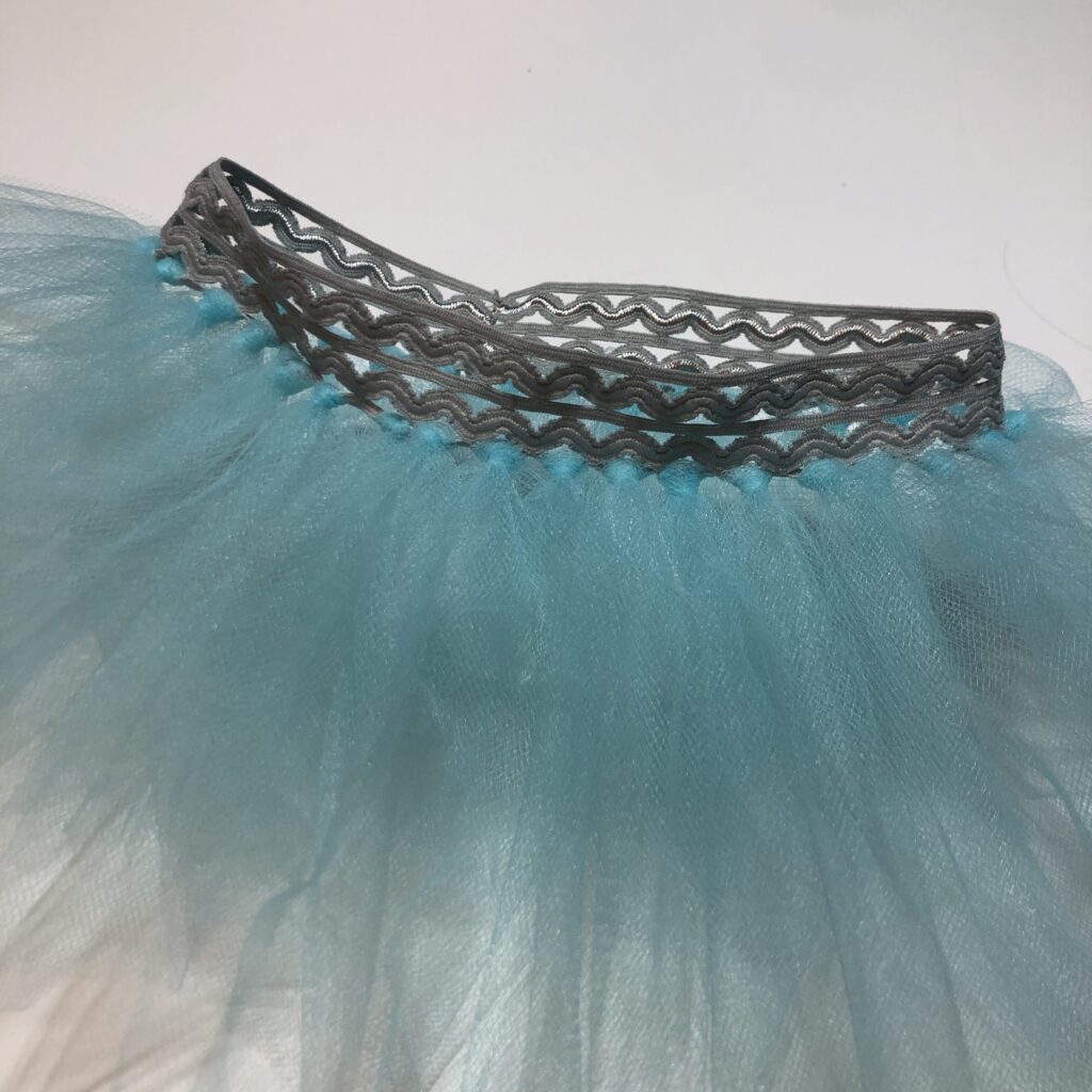 Quick No-Sew Tutu for your Puppet - Live Action Puppets
