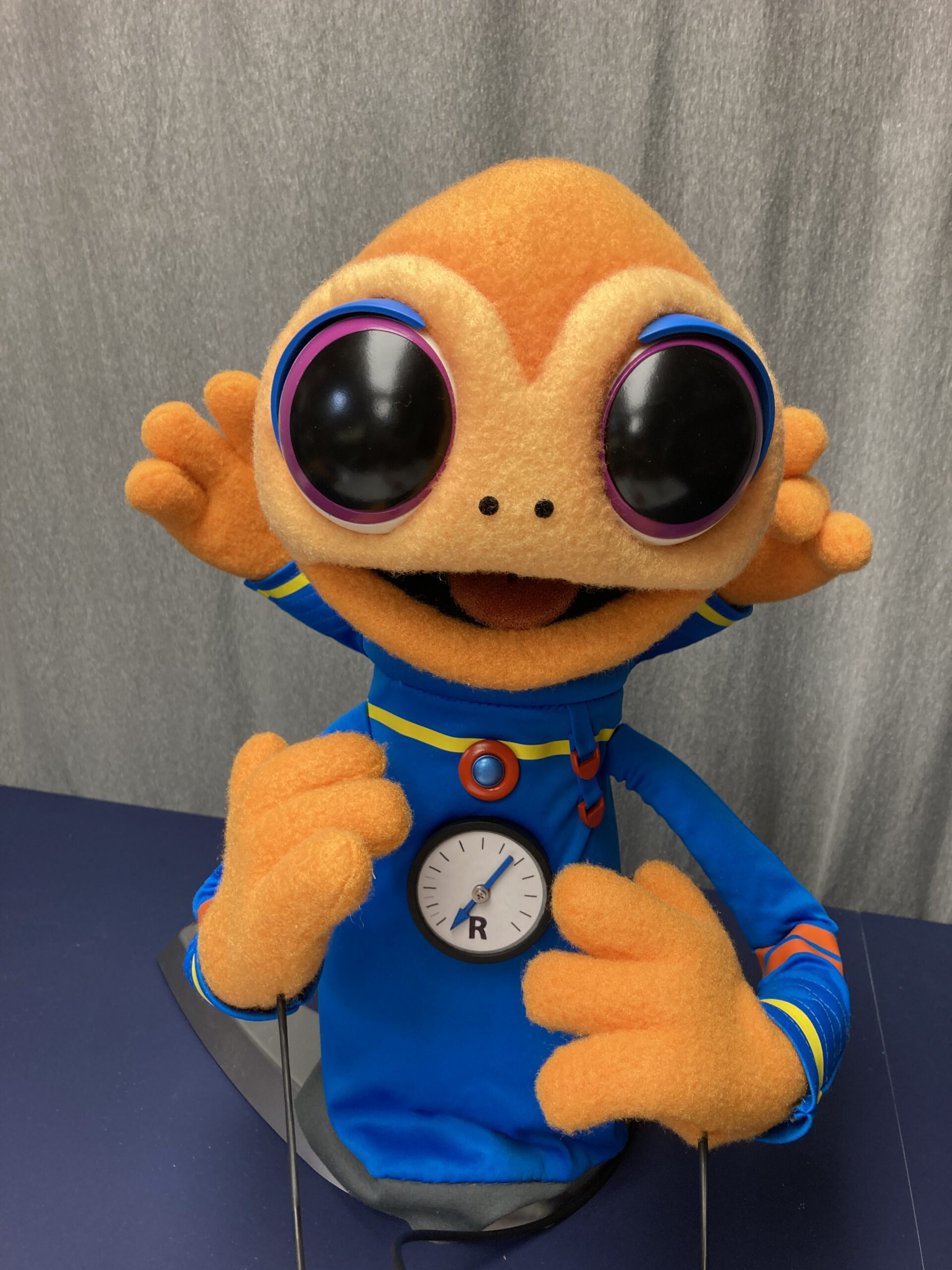 Design Challenges with Ray the Four-Armed Alien Puppet – Puppet ...